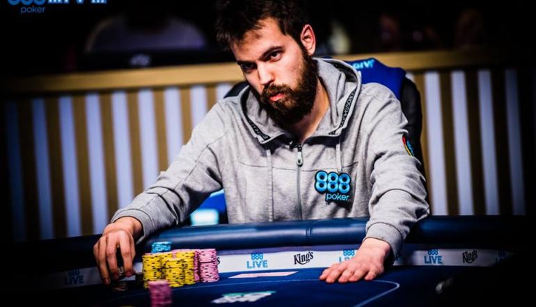 7 Tips and Tricks on How to Keep a Poker Face