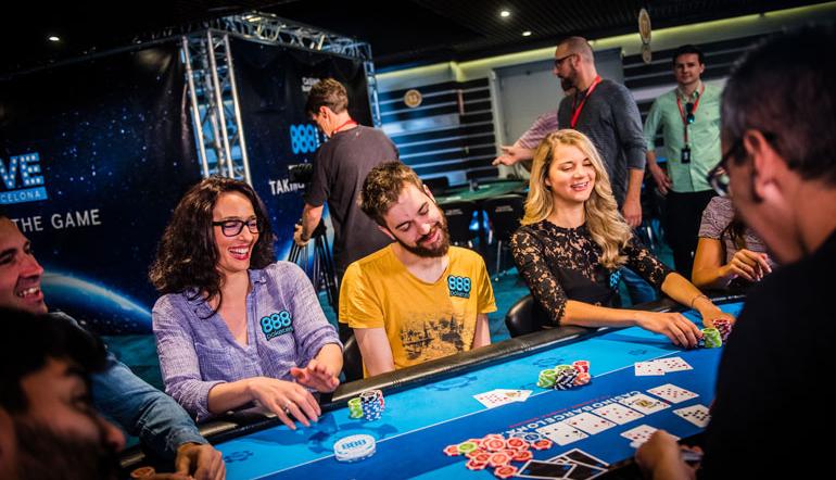 How to Run a Poker Night - The Dos and Don’ts