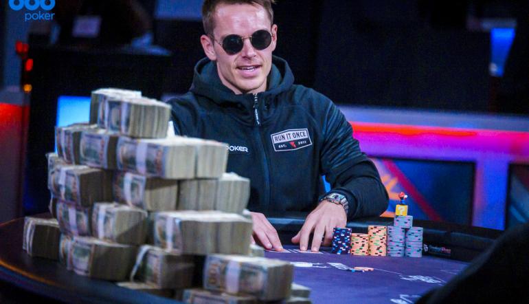 Tight Aggressive Poker Opponents: How to Identify & Exploit