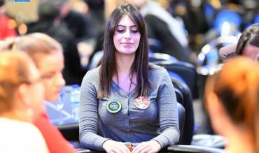 Home Game Poker: How to Play Three-Card Guts